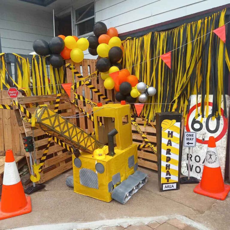 Isaiah's 1st Construction Birthday Party - DIY Party Central